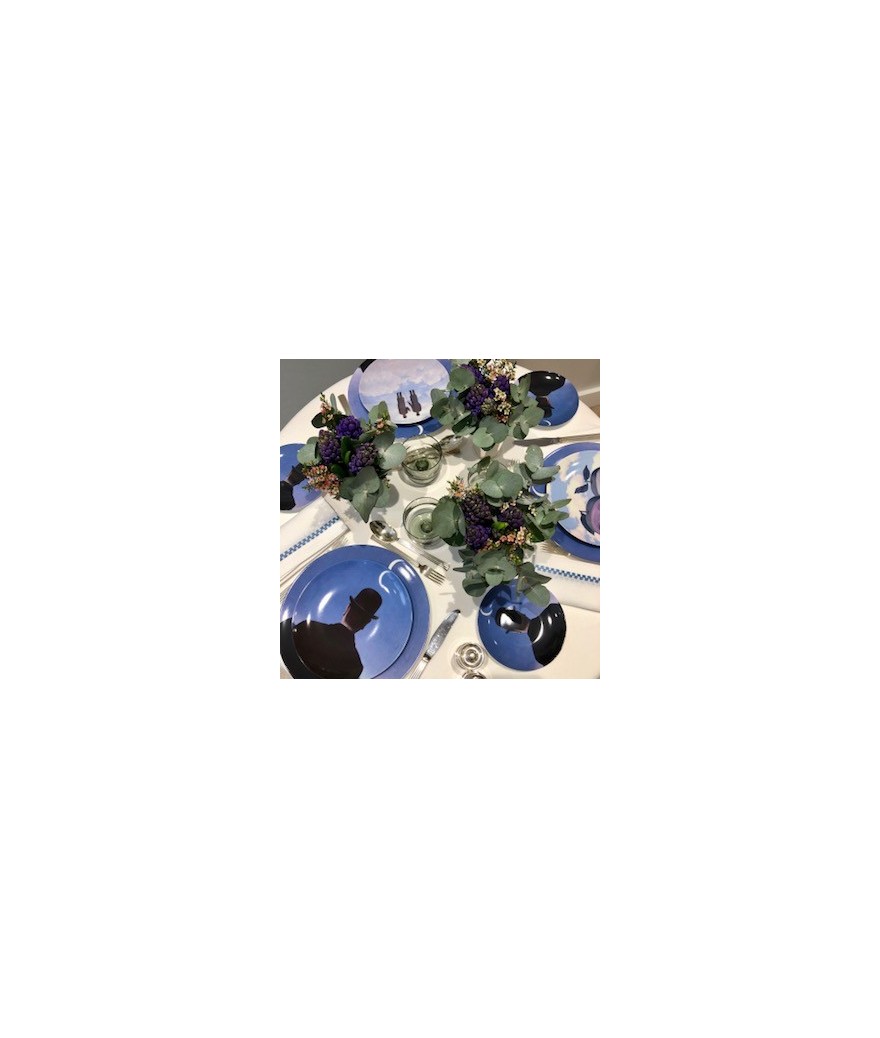 MAGRITTE Porcelain Plate ”La Reconnaissance Infinie”